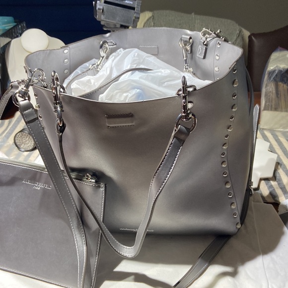 Karl Lagerfeld | Bags | Beautiful Big Karl Lagerfeld Paris Bag Designer ...